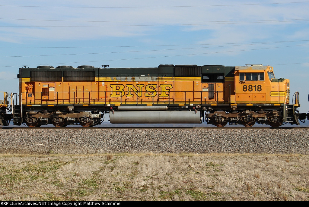 BNSF 8818